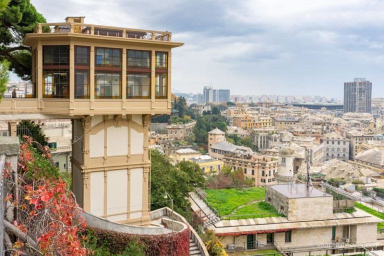 Los 10 lugares que tienes que ver en Génova son...